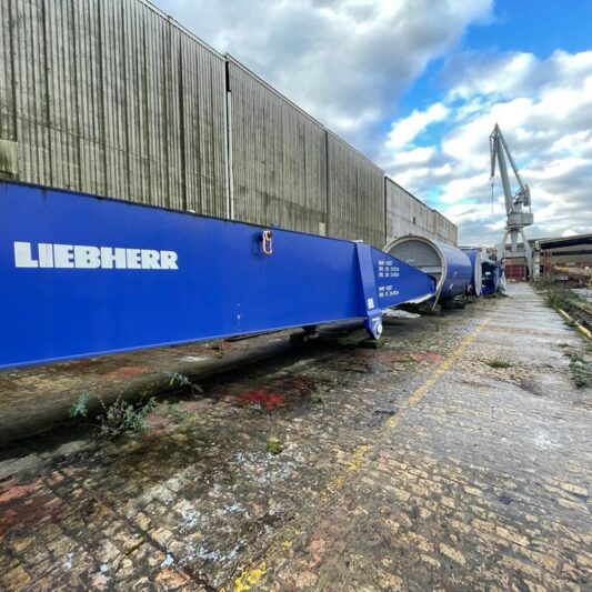 LIEBHERR CBW 60/15 ST marine crane – JC Maquinay